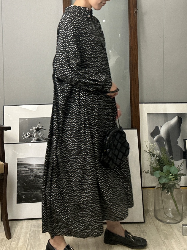 Dear】 アンドディア ドットバックプリーツワンピース | MANO（マーノ）｜公式オンラインストア